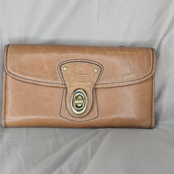 Coach | Bags | Vintage Coach Tan Leather Turnlock Wallet | Poshmark